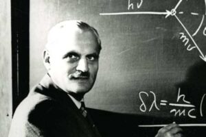 Arthur Compton: Pioneer of Quantum Mechanics and Nobel Laureate