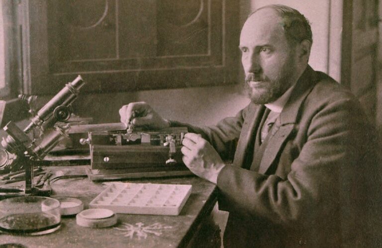 Neuroscience Pioneer: Unraveling the Legacy of Santiago Ramón y Cajal