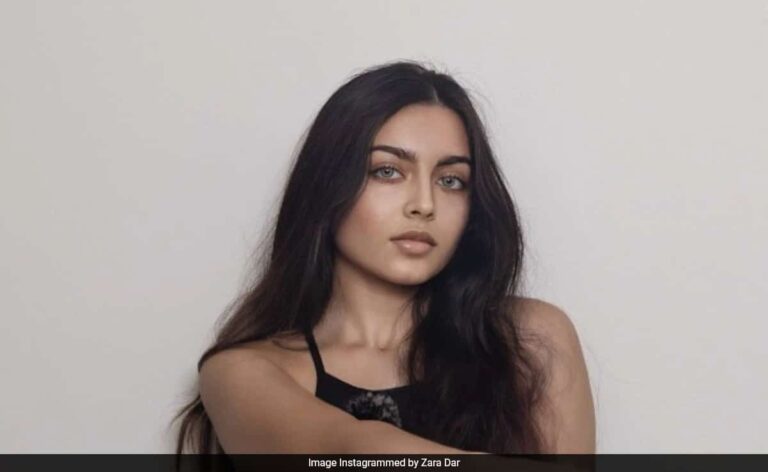 YouTuber Zara Dar's Bold Move to Adult Content - Observer Voice