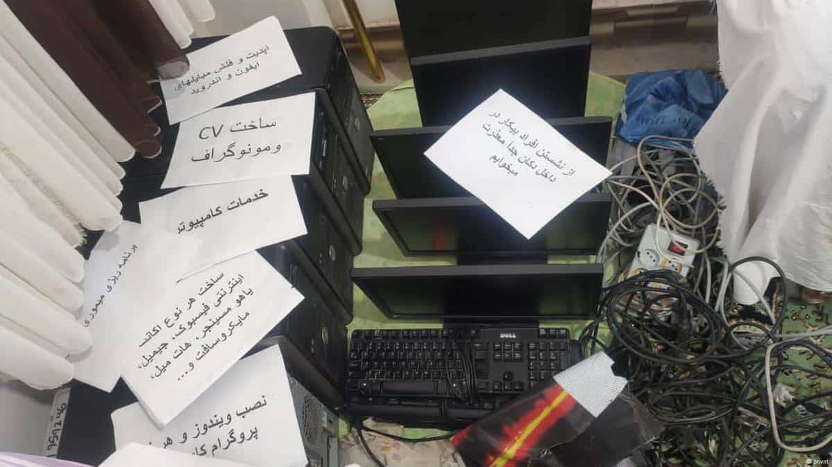 Afghanistan Faces Widespread Internet Blackout After Taliban Cuts Fiber ...