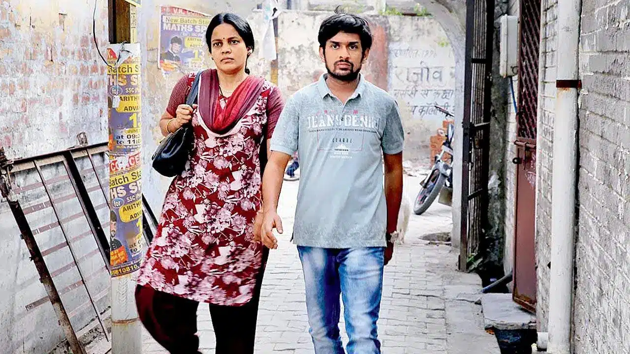 CBFC Cuts Frontal Nudity and Explicit Scenes from Agra - Observer Voice