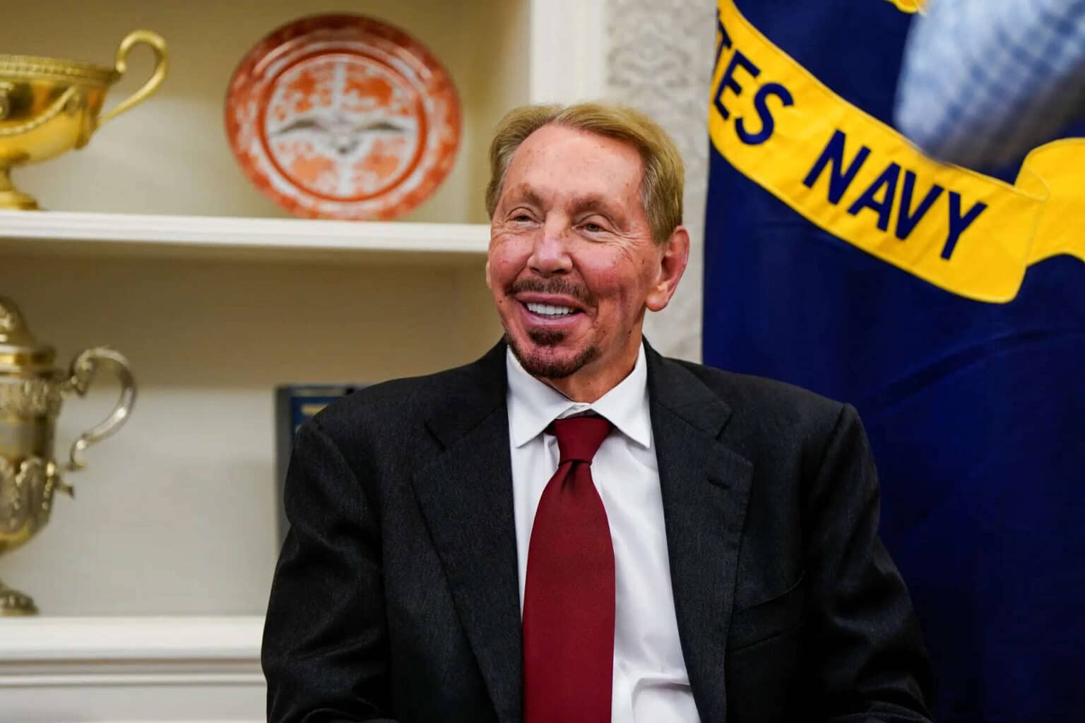 Oracle Co-Founder Larry Ellison Supports Son's $78 Billion Paramount ...